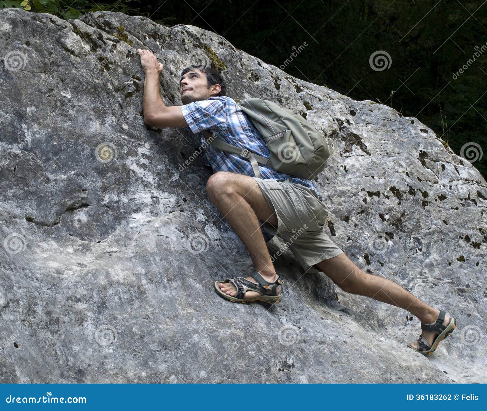 Jonge Mens Die Rots Beklimmen Stock Foto - Image of extreem, activiteit ...