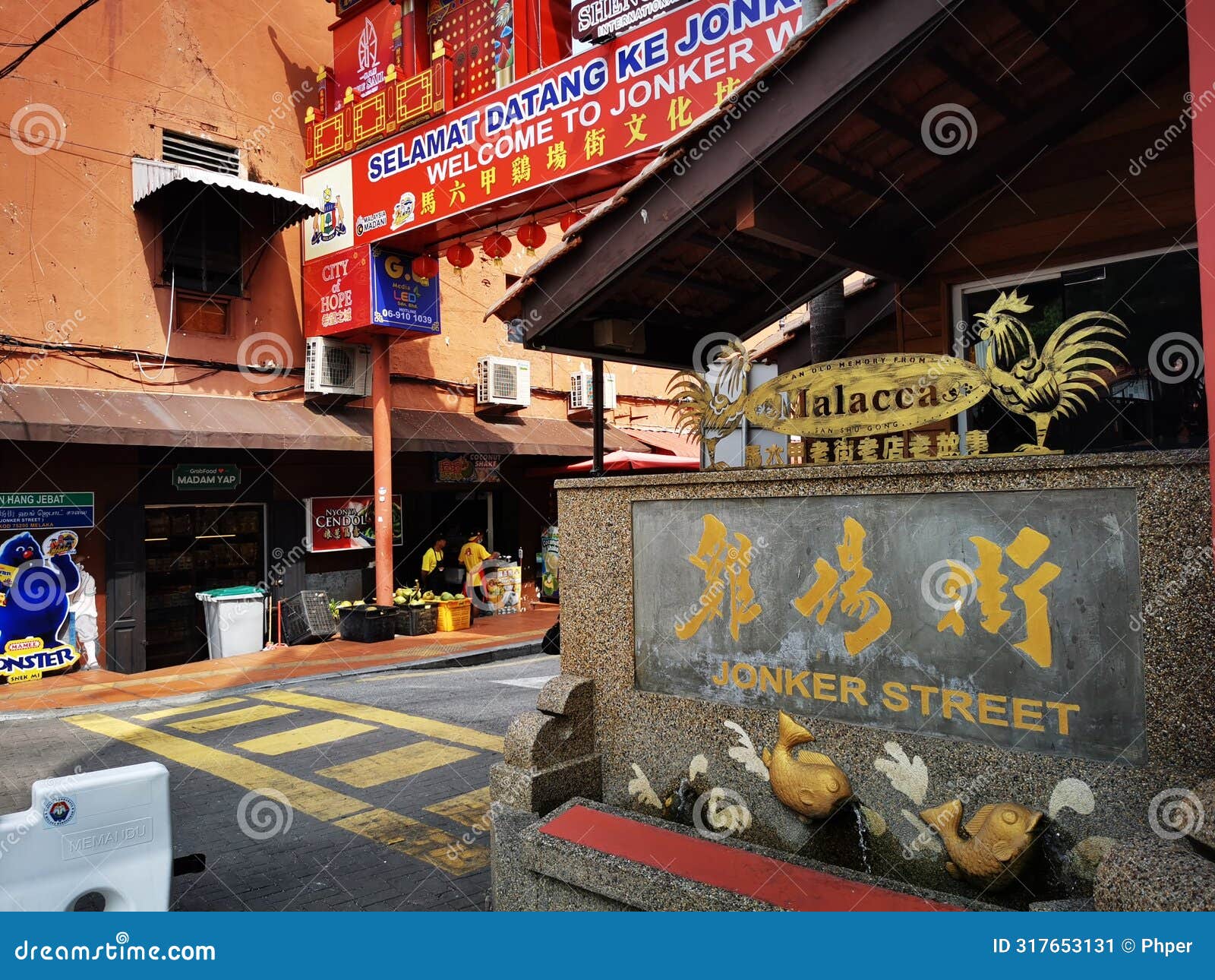 Jonker Walk in Chinatown - Melaka Malaysia Editorial Photo - Image of ...