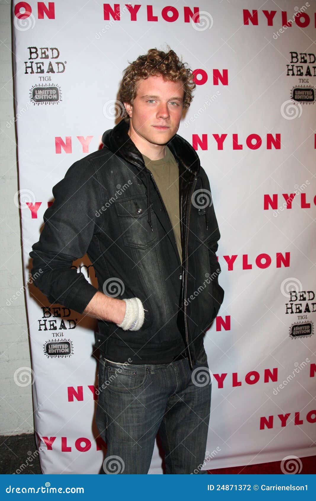 Jonny Weston editorial photography. Image of angeles - 24871372