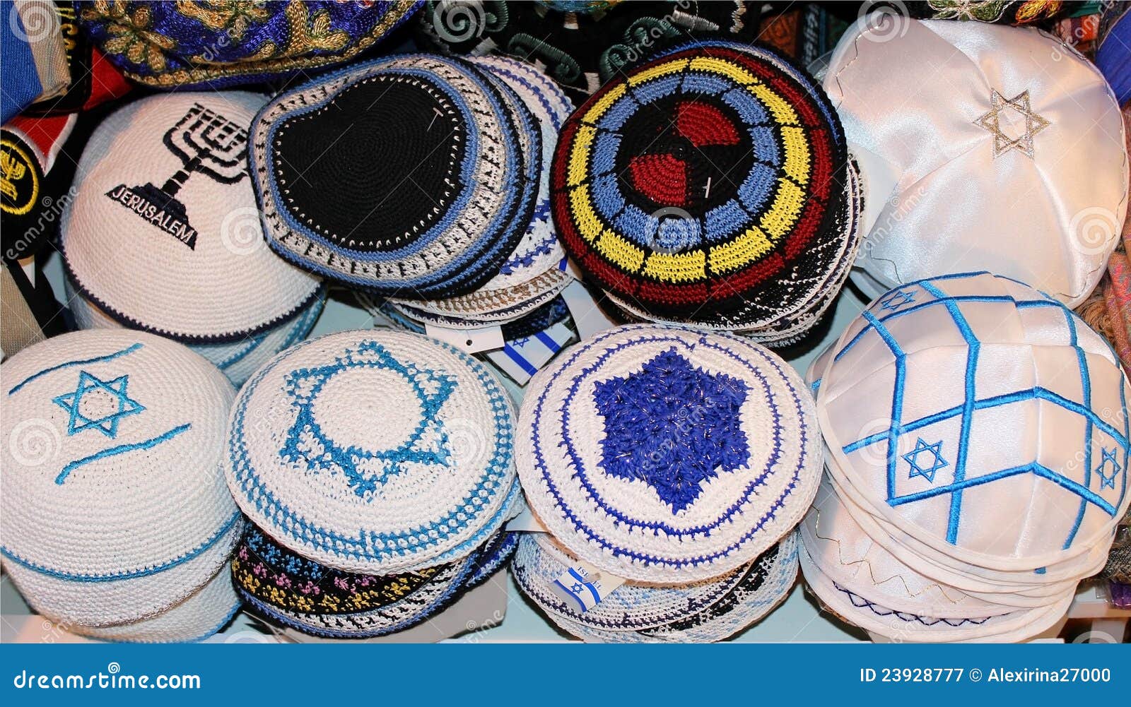 Joodse Godsdienstige Kappen Stock Afbeelding - Image of winkel ...