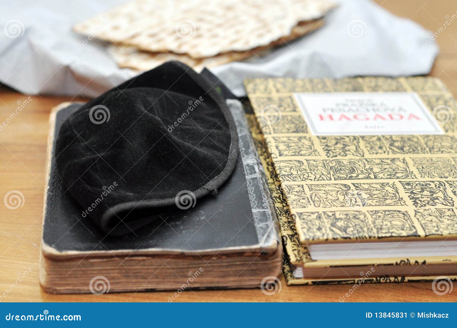 Joodse symbolen stock afbeelding. Image of joods, boek - 13845831