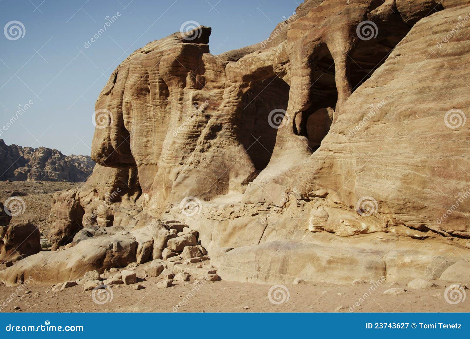 Jordan: Cave in Petra stock image. Image of landscape - 23743627