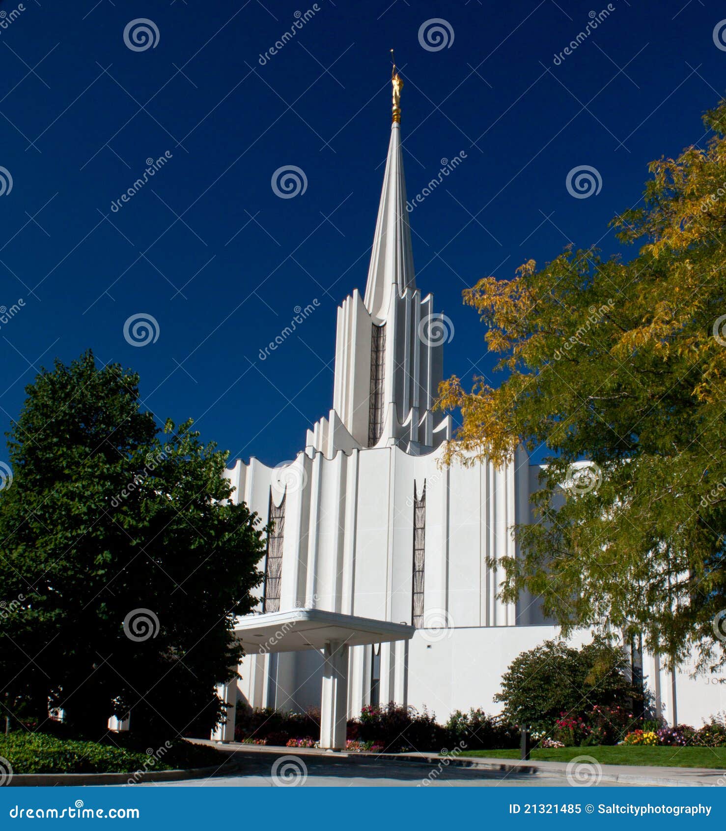 Jordan River Mormon Temple stock image. Image of clouds - 21321485