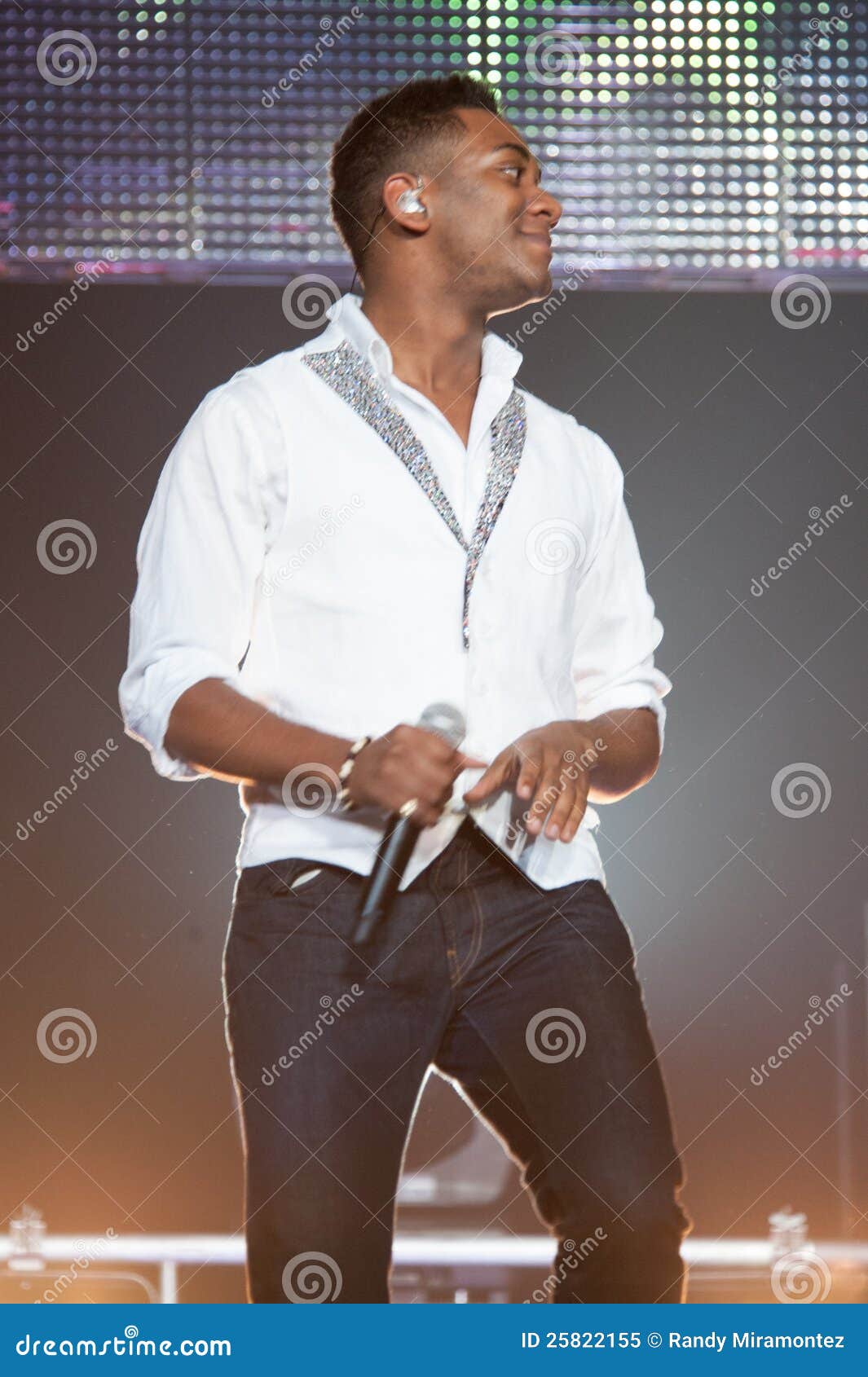 Joshua Ledet editorial image. Image of elise, idol, northern - 25822155