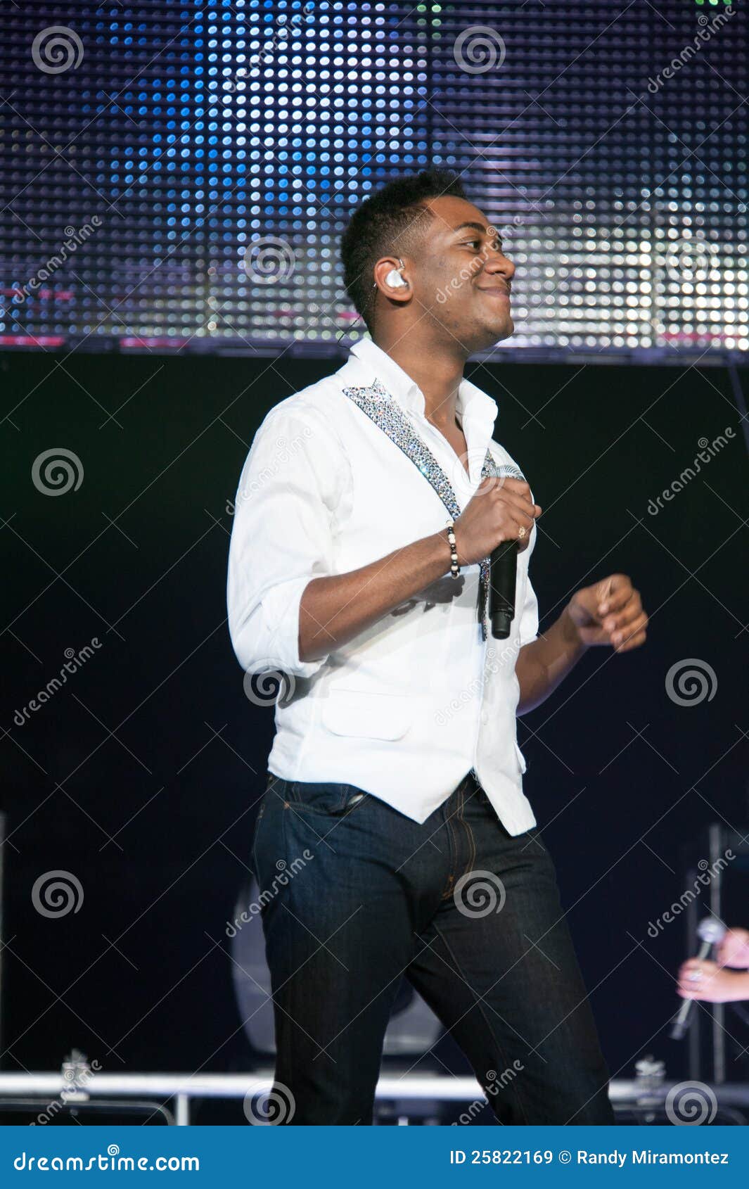 Joshua Ledet editorial stock image. Image of ledet, reality - 25822169