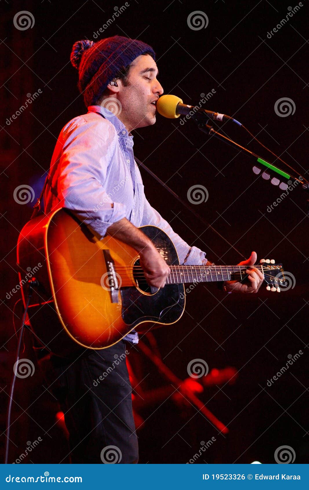 Joshua Radin editorial photo. Image of american, united - 19523326