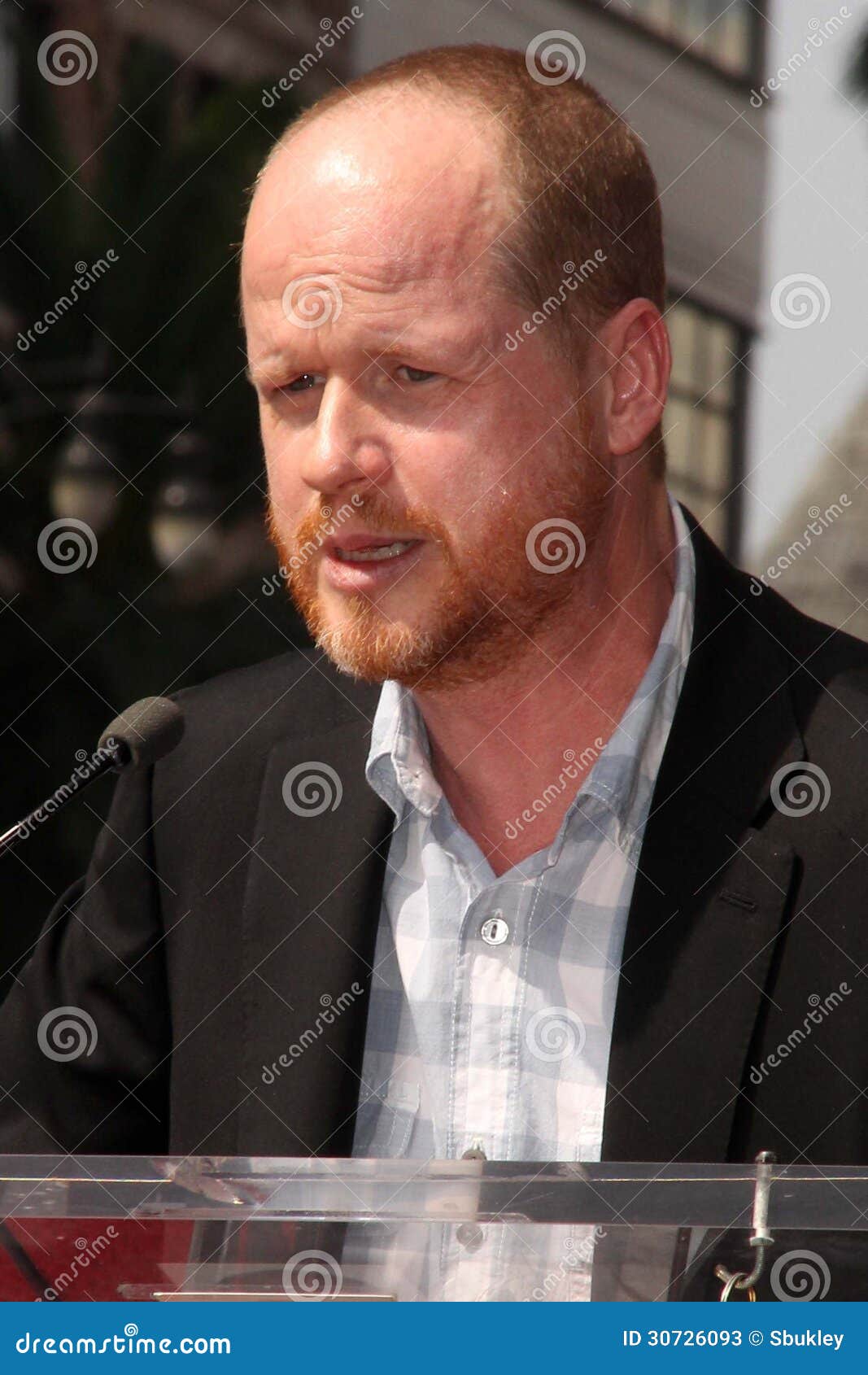 Joss Whedon redaktionell arkivfoto. Bild av berömmelse - 30726093