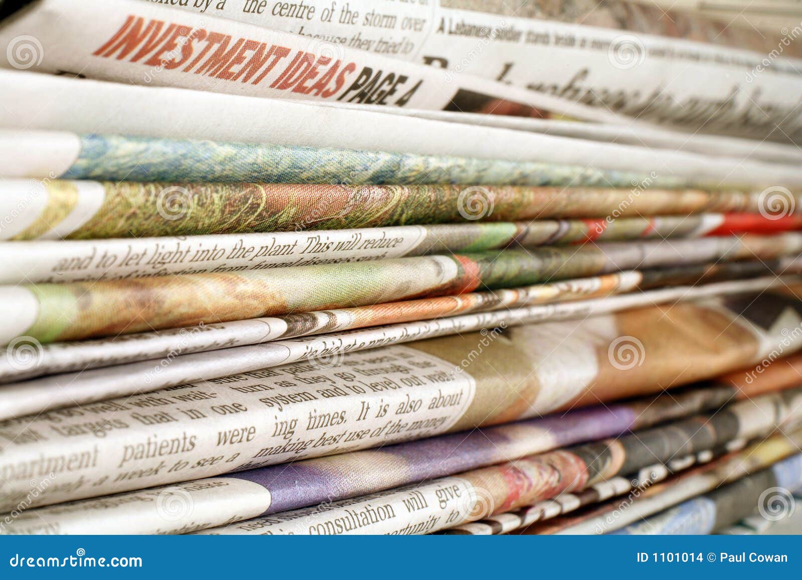 Journaux photo stock. Image du impression, advertising - 1101014