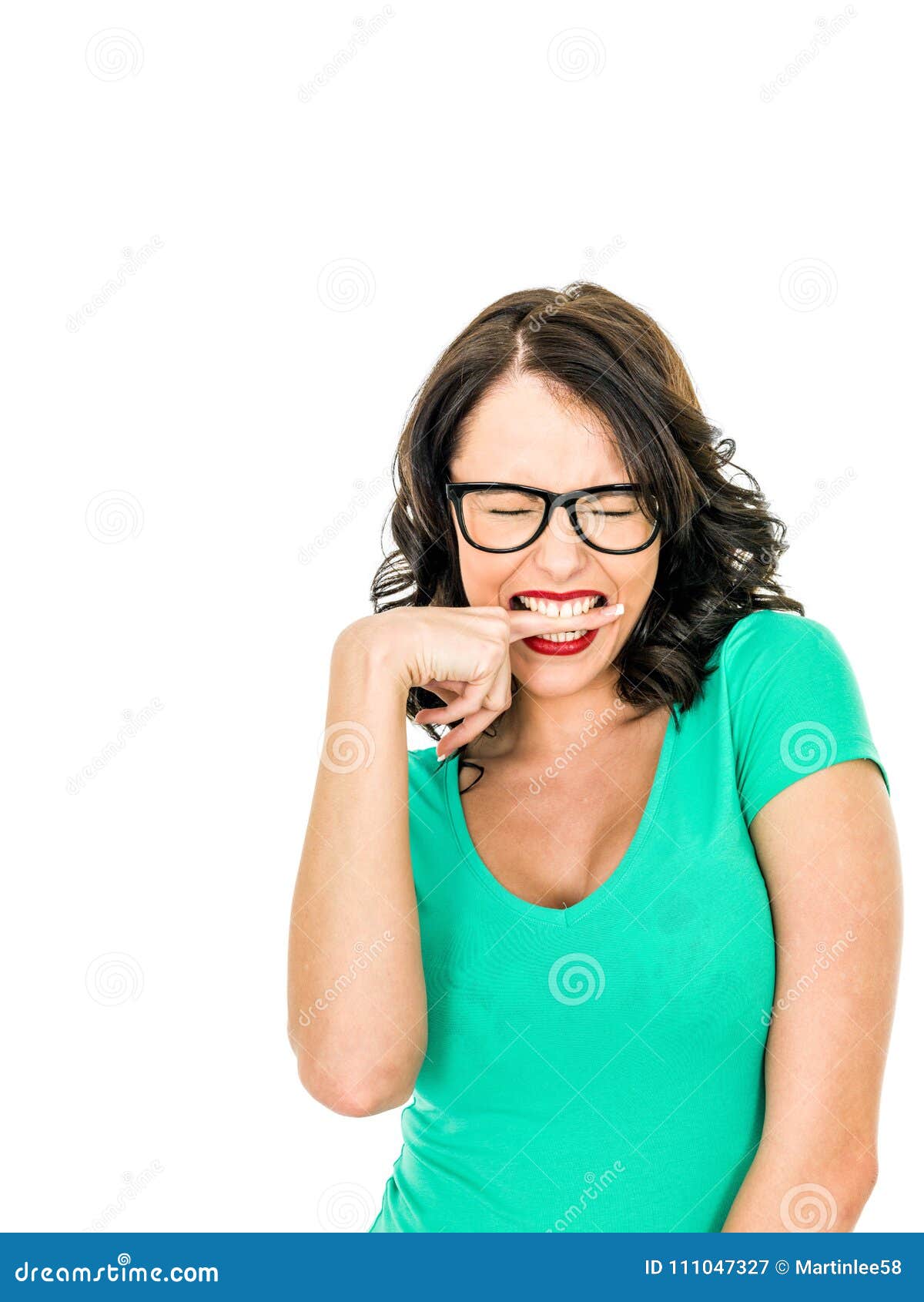 Jovem Mulher Frustrante Irritada Que Morde Seu Dedo Que Tem Um Dia Mau ... Jovem Mulher Frustrante Irritada Que Morde Seu Dedo Que Tem Um Dia Mau ...