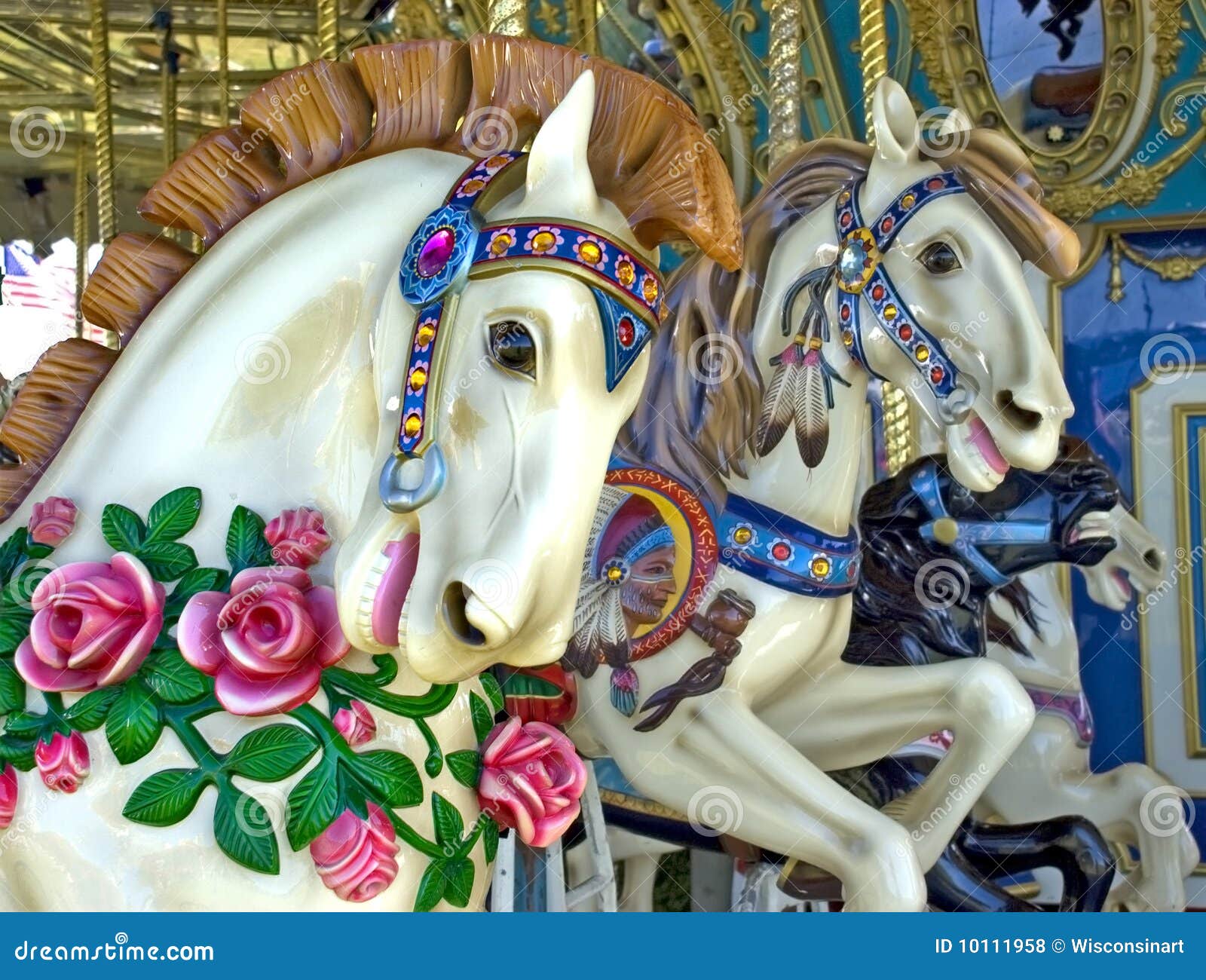 Joyeux Vont Les Chevaux De Rond Photo stock - Image du mouvement ...