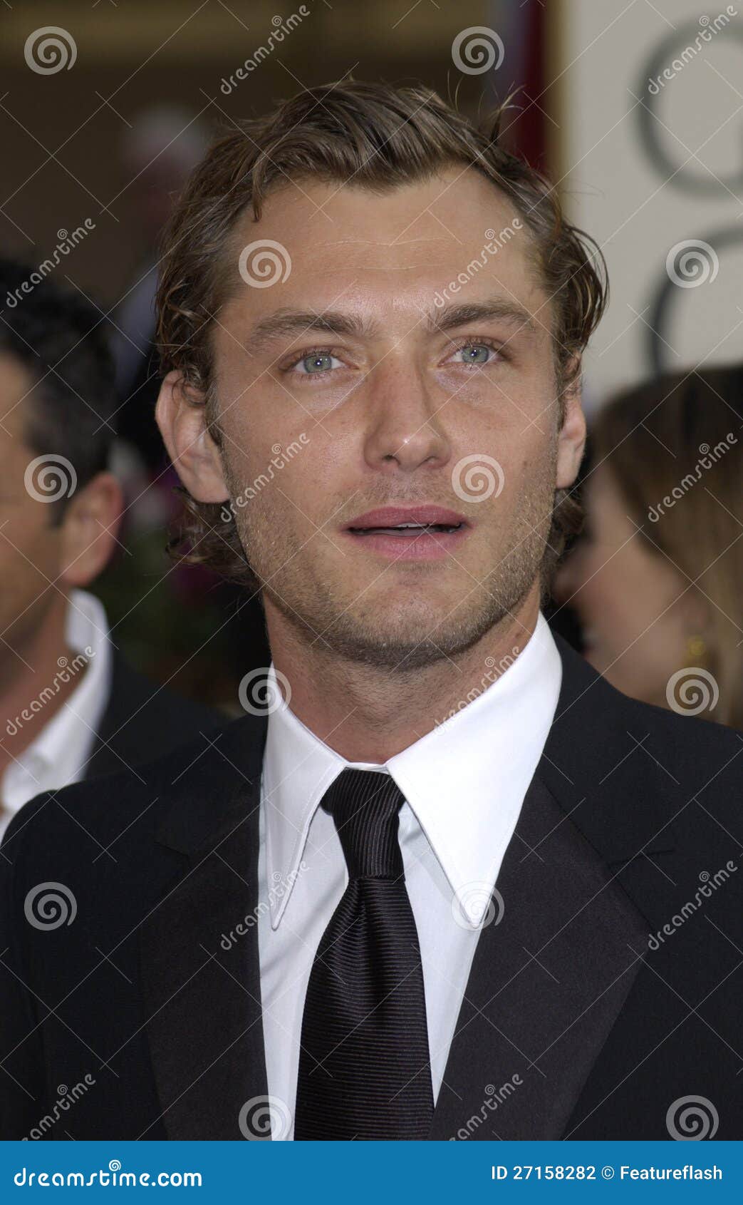 Jude Law editorial photography. Image of beverly, smith - 27158282