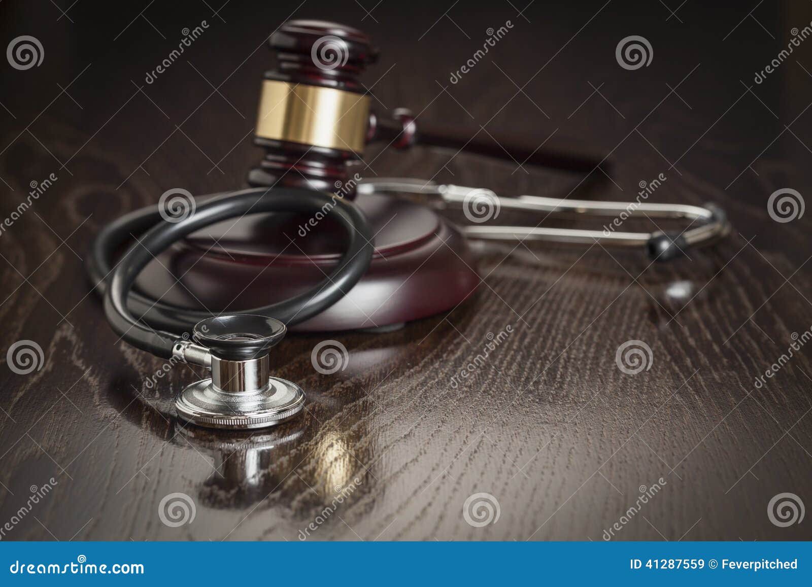 Stethoscope Gavel Reflective Table Stock Photos - Free & Royalty-Free ...