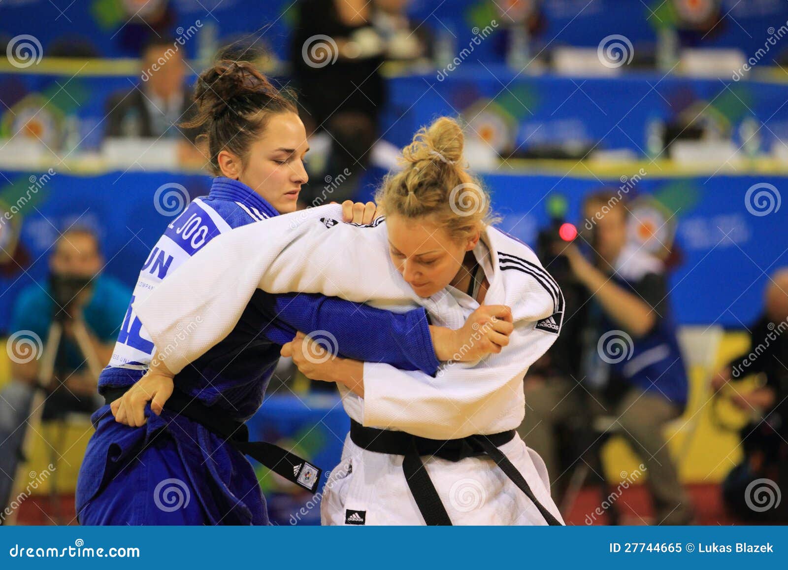 Judo - Abigel Joo and Ivanna Kakukha Editorial Image - Image of kakukha ...