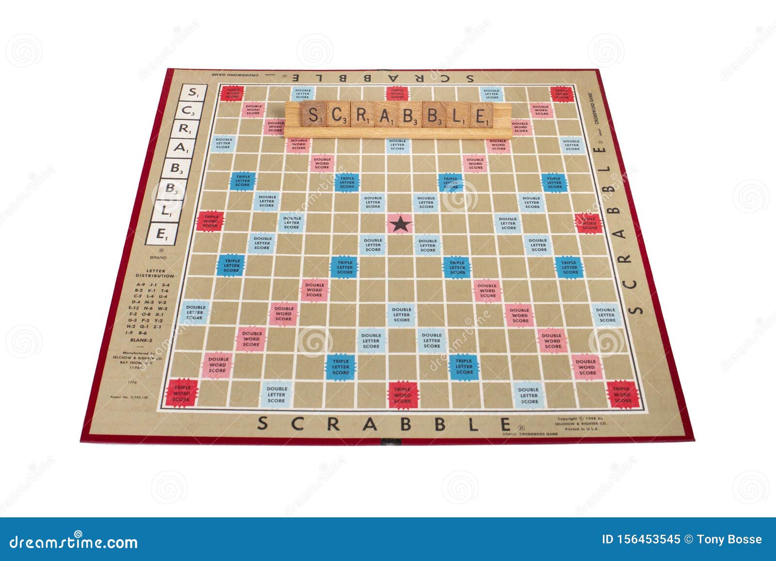 Juego De Mesa Scrabble Aislado En Blanco Imagen editorial - Imagen de ...