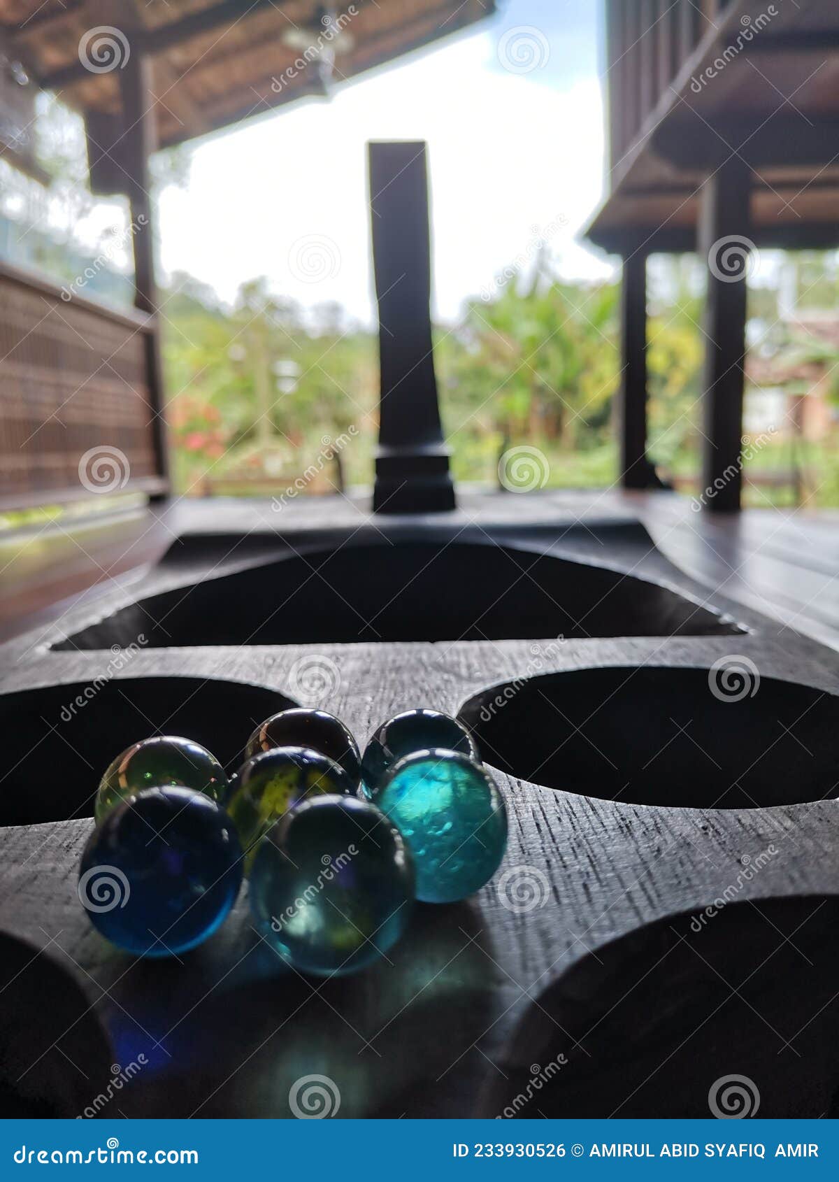Juegos Tradicionales De Chongkak Foto de archivo - Imagen de ...