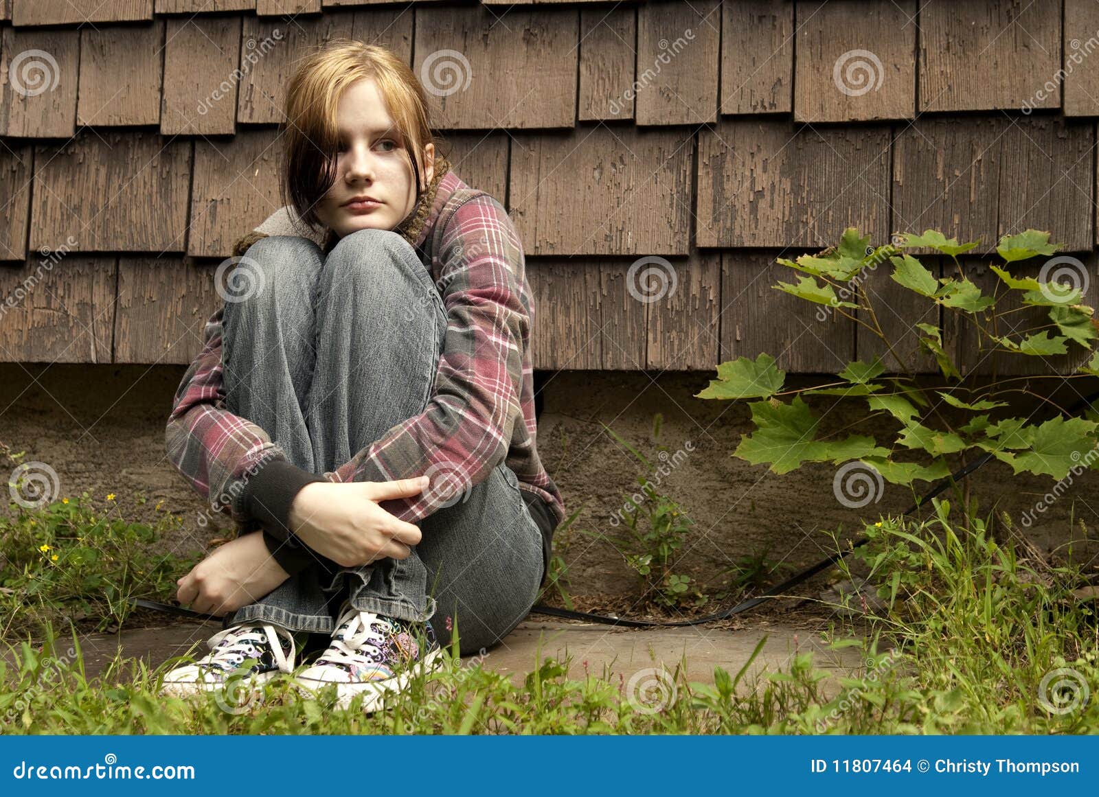 Jugendlich Durchgehen stockfoto. Bild von durchgehen - 11807464