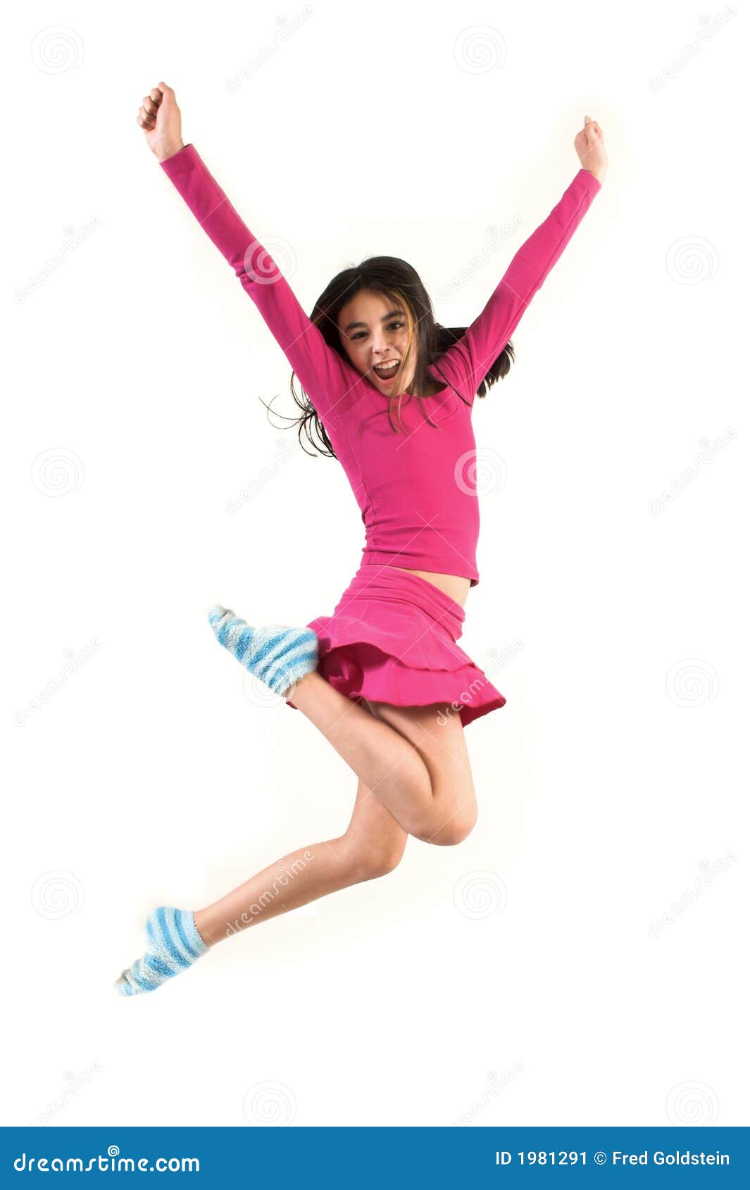 Jugendlich hoch springen stockbild. Bild von smiley, springen - 1981291