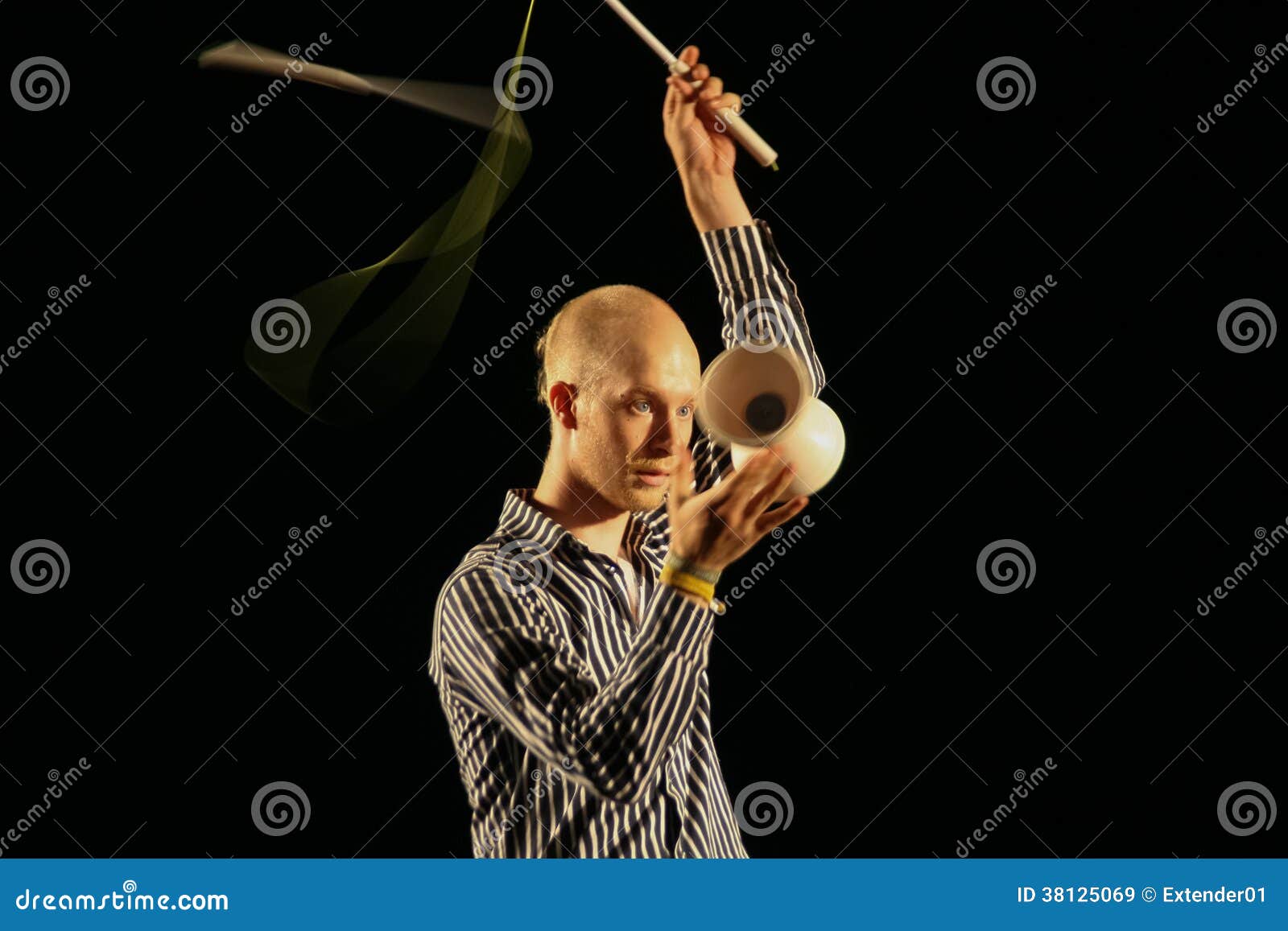 Juggler Perform Show with Diabolo Editorial Stock Image - Image of ...