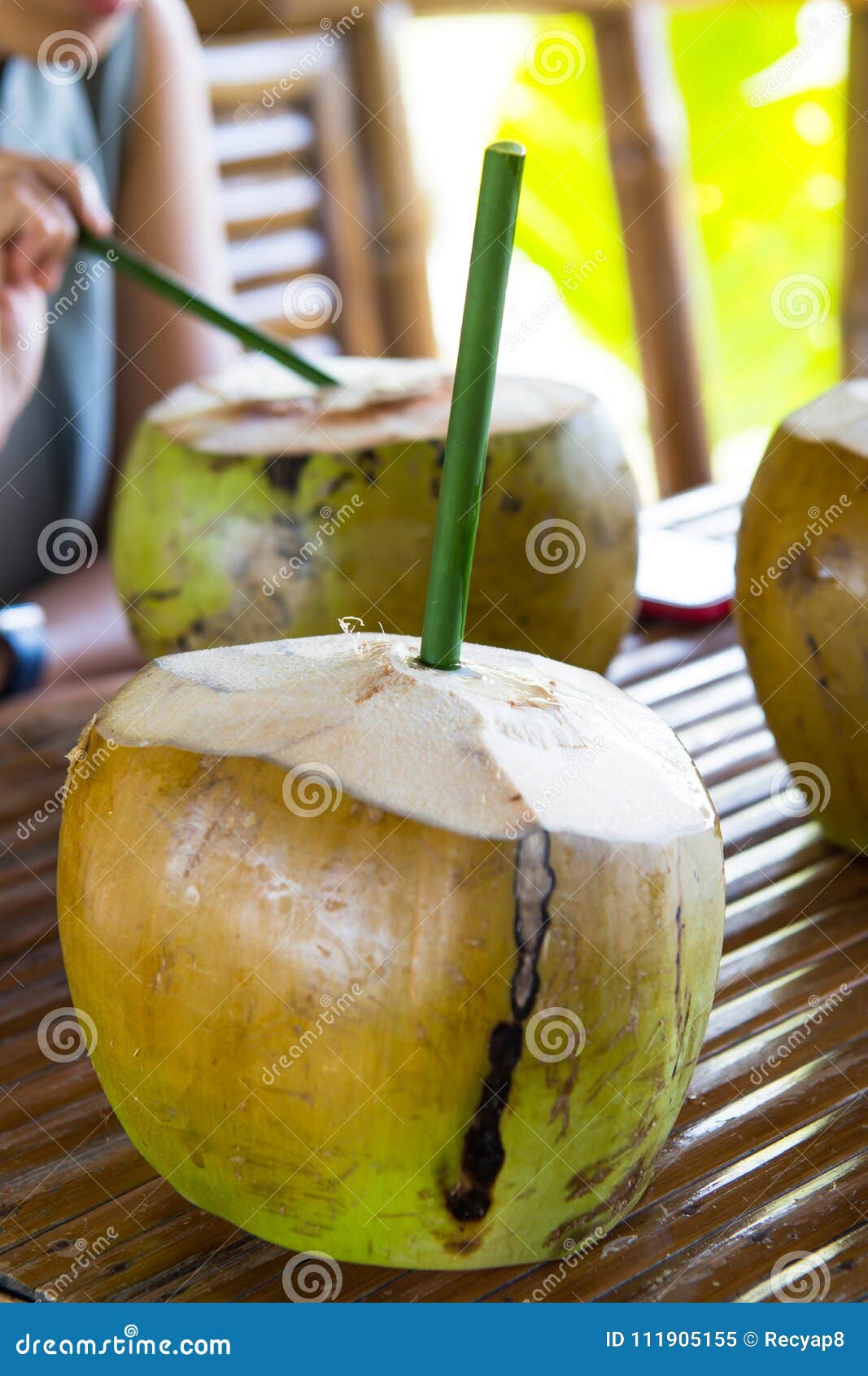 Jugo Helado Fresco Del Buko Imagen de archivo - Imagen de coco, nadie ...