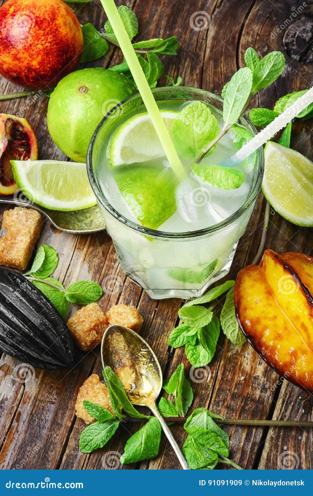 Jugo Para La Forma De Vida Sana Imagen de archivo - Imagen de fresco ...