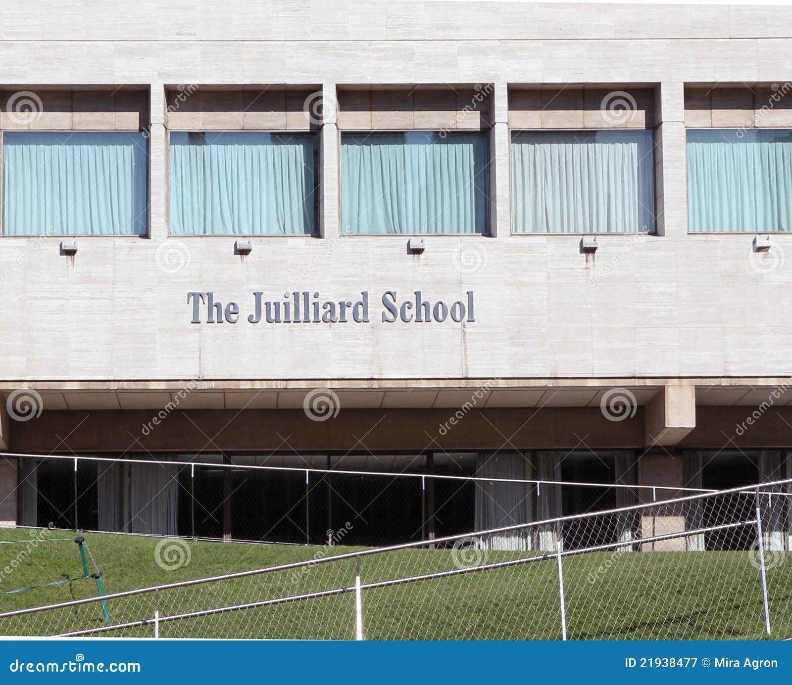 The Juilliard School editorial photography. Image of performing - 21938477