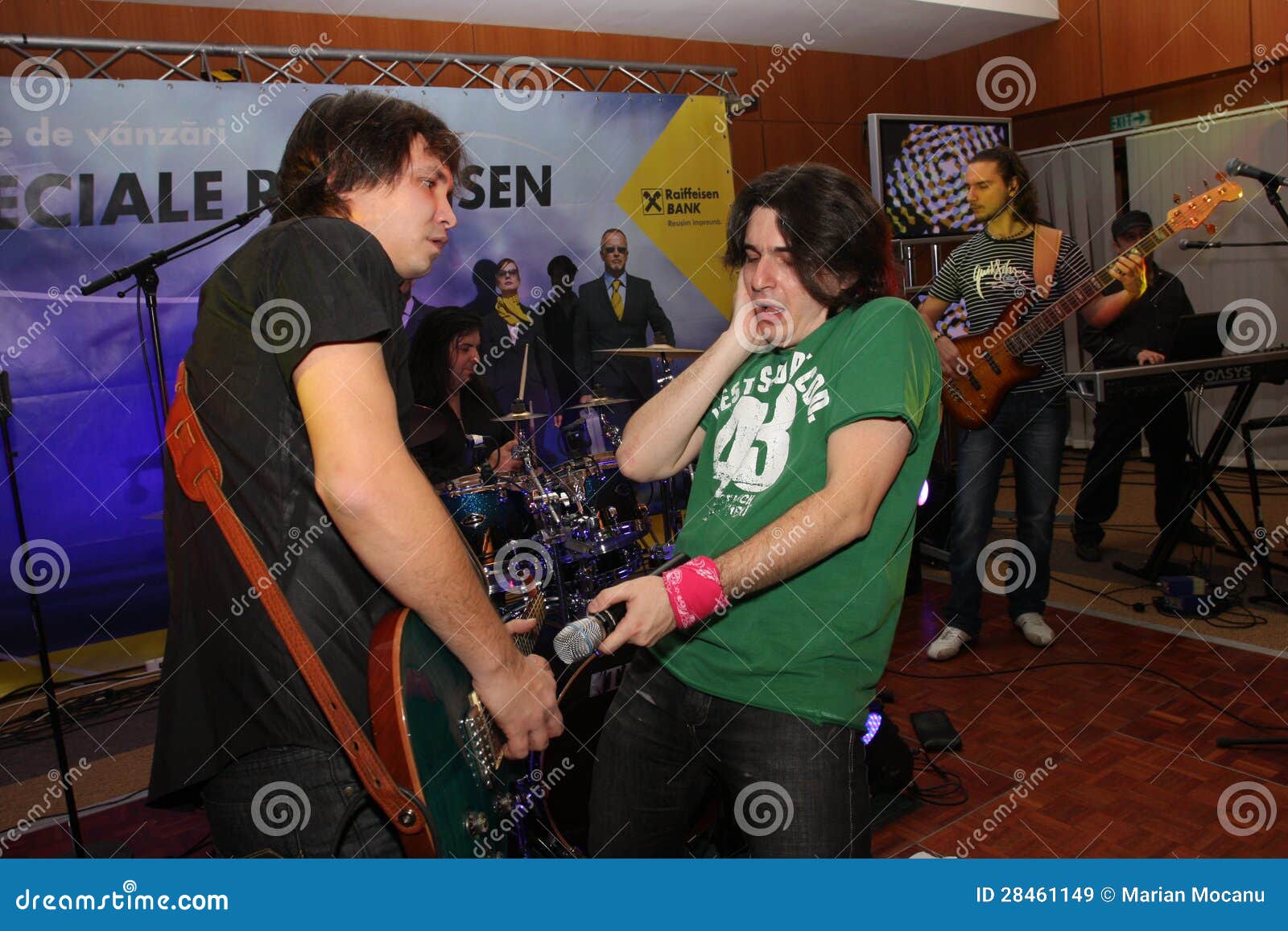 Jukebox band editorial stock image. Image of microphone - 28461149