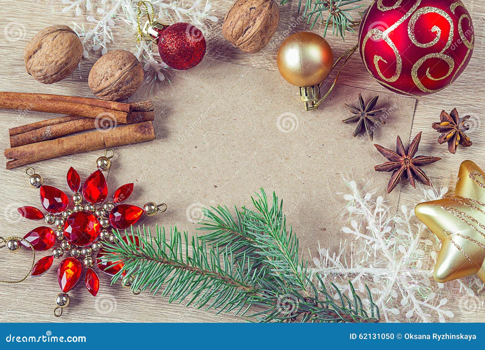 Julpynt med tomt papper arkivfoto. Bild av mutter, smutsig - 62131050