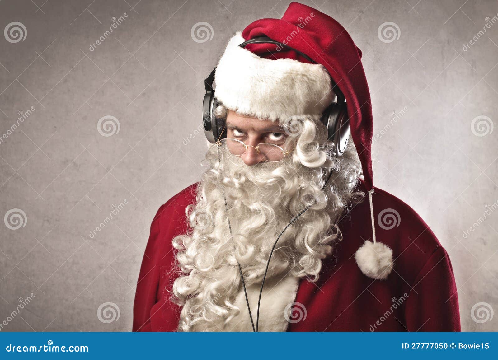 Jultomte musik arkivfoto. Bild av santa, ändring, begrepp - 27777050