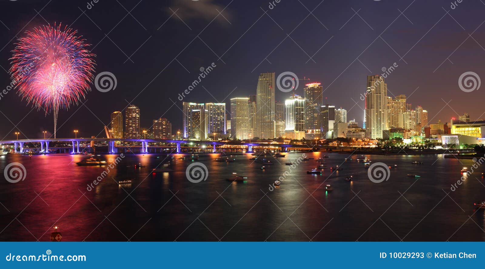 July 4th Fireworks, Downtown, Miami Stock Image - Image of architecture ...