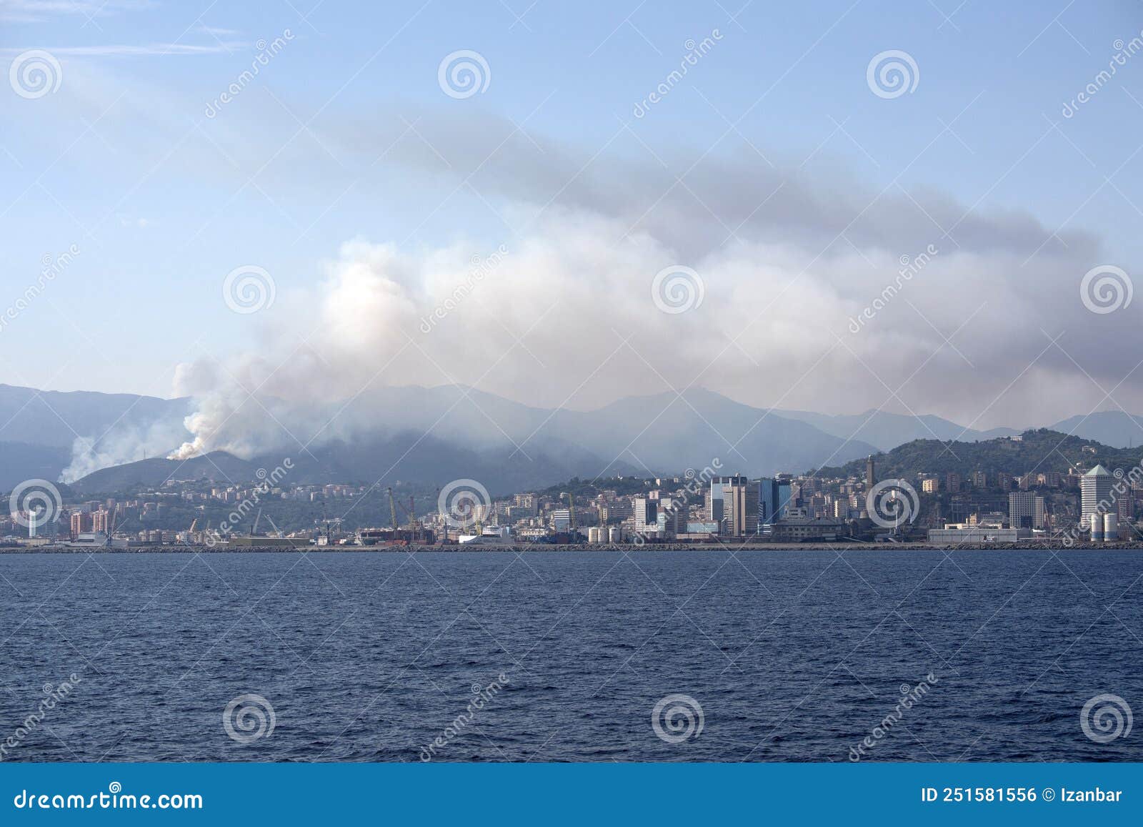 July 2022 Big Fire on Genoa Hills, Editorial Photo - Image of borzoli ...