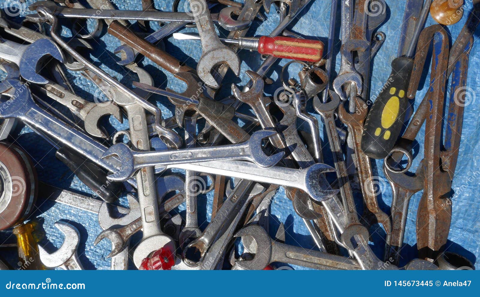 Jumble of Old Rusty Hand Tools. Old Rusty Messy Hand Tools Stock Image ...
