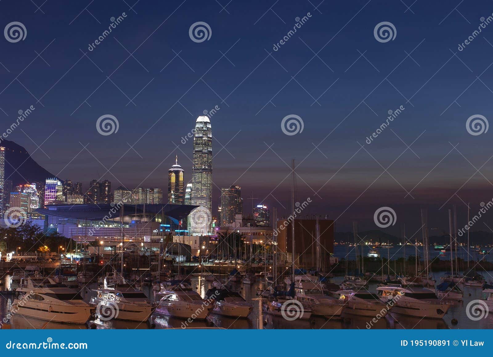 22 June 2007 the Central Waterfront Promenade at Hong Kong Editorial ...