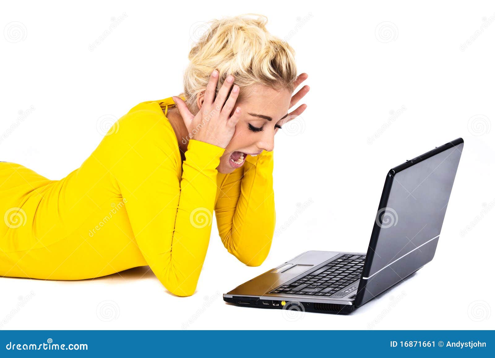 Junge Frau Frustriert Mit Laptop Stockbild - Bild von lügen ...