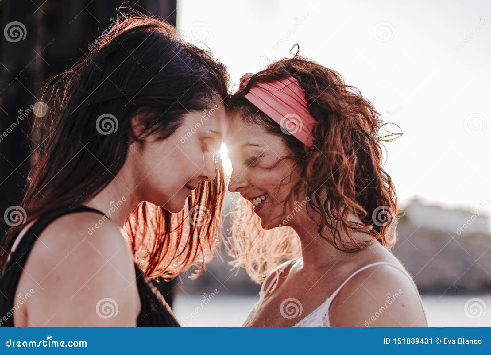 2 446 Lesbische Liebe Fotos Kostenlose Und Royalty Free Stock Fotos