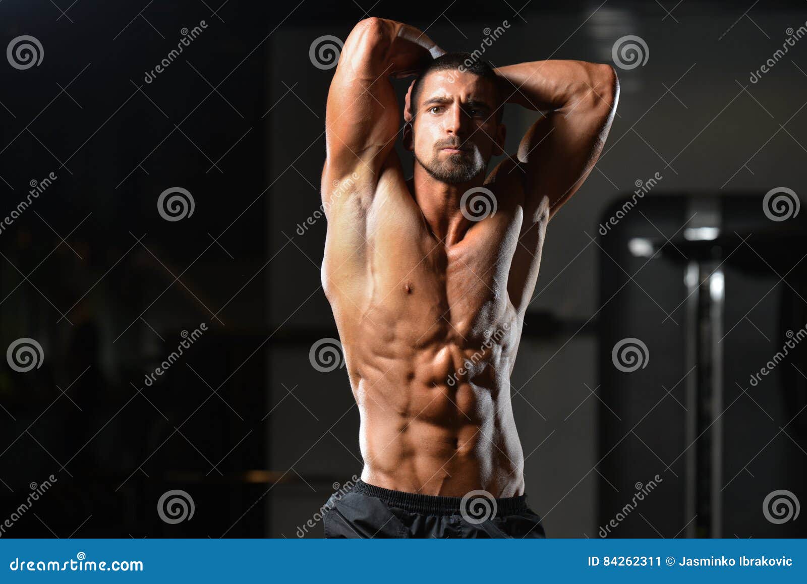 Junger Mann, Der Bauchmuskel Zeigt Stockbild - Bild von aerobic ...