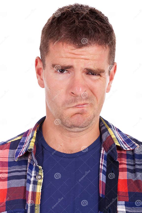 Junger Mann, Der Misstrauisch Ist Stockbild - Bild von attraktiv, kühl ...