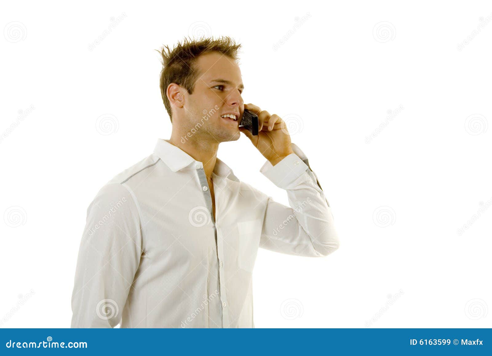 Junger Mann, Der am Telefon Spricht Stockbild - Bild von jung, haar ...