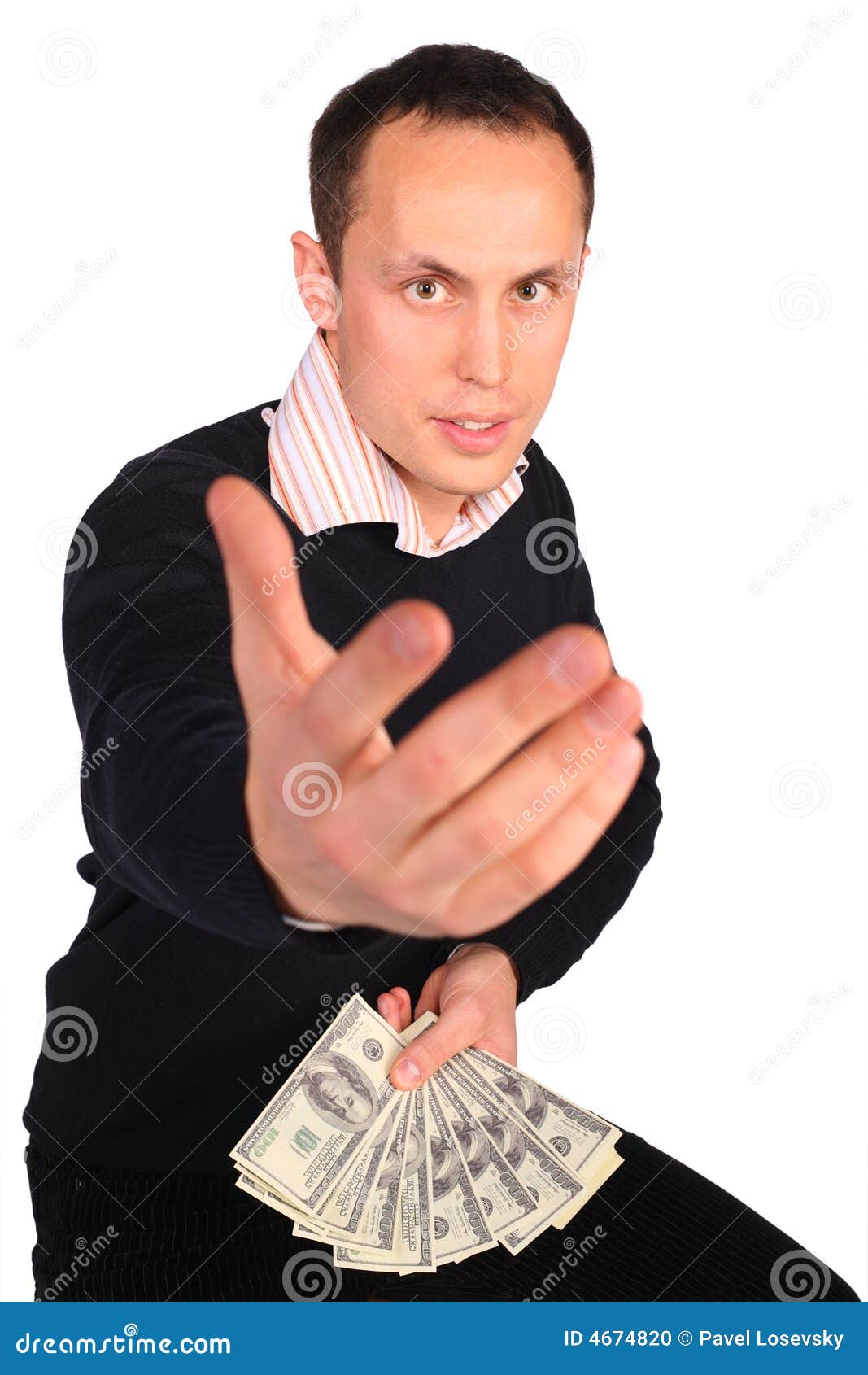 Junger Mann Mit Geld Lädt Ein Stockfoto - Bild von zahl, lose: 4674820