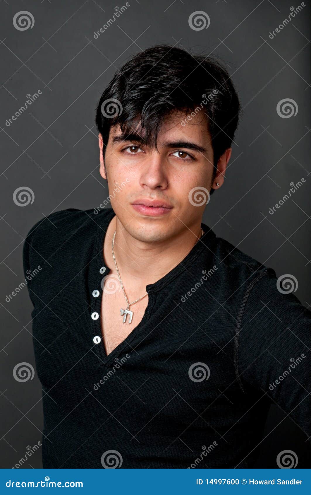 Junger Sephardic Jüdischer Mann Stockfoto - Bild von beiläufig ...