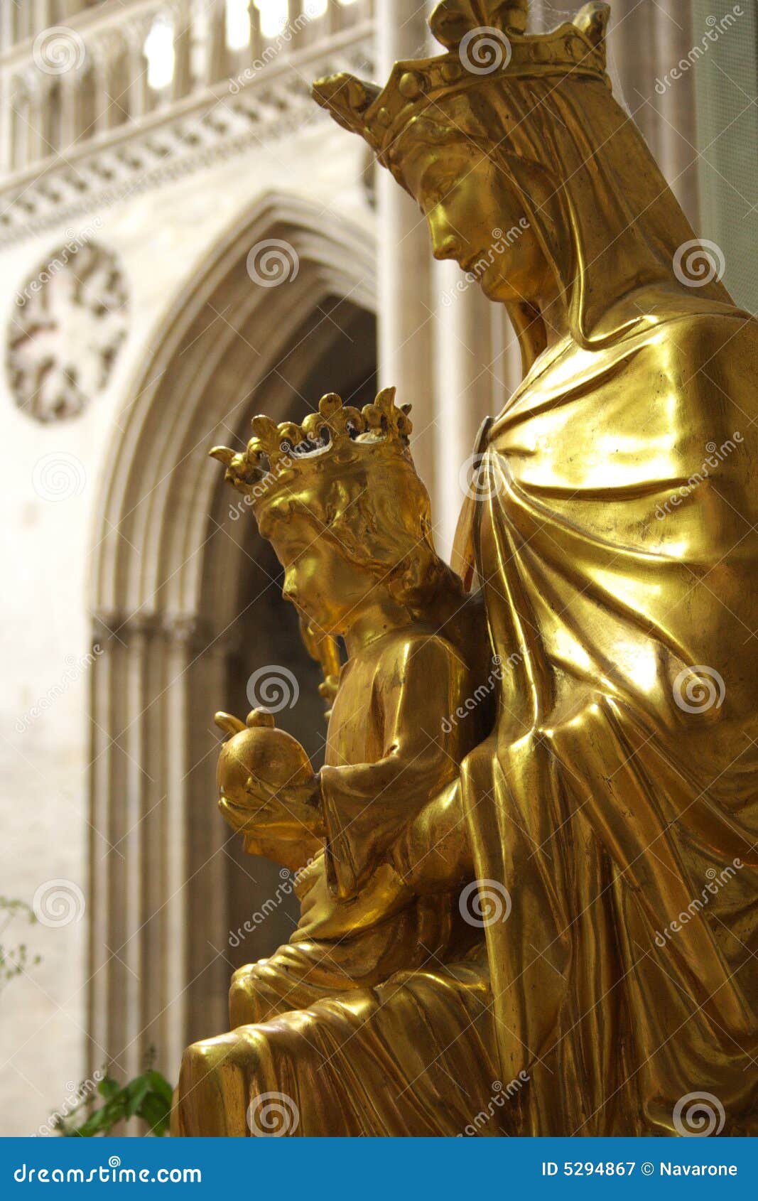 Jungfrau Maria mit Jesus stockbild. Bild von heiliger - 5294867