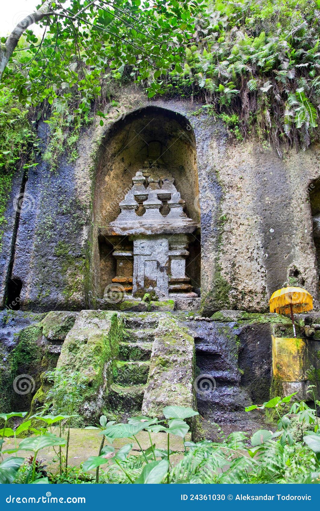 Jungle Holy Cave Temple in Bali Stock Photo - Image of balinese, jungle ...