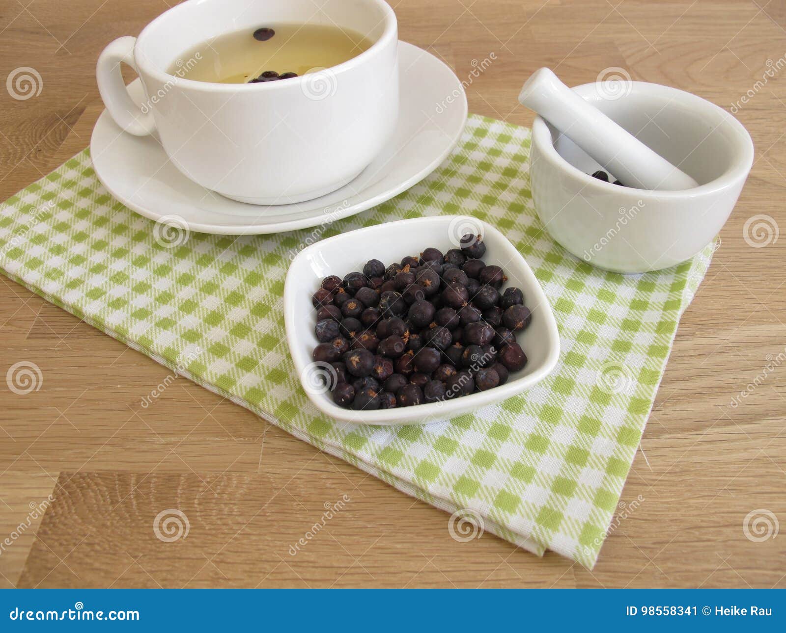 Juniper Berries Tea and Dried Juniper Berries Stock Image - Image of ...