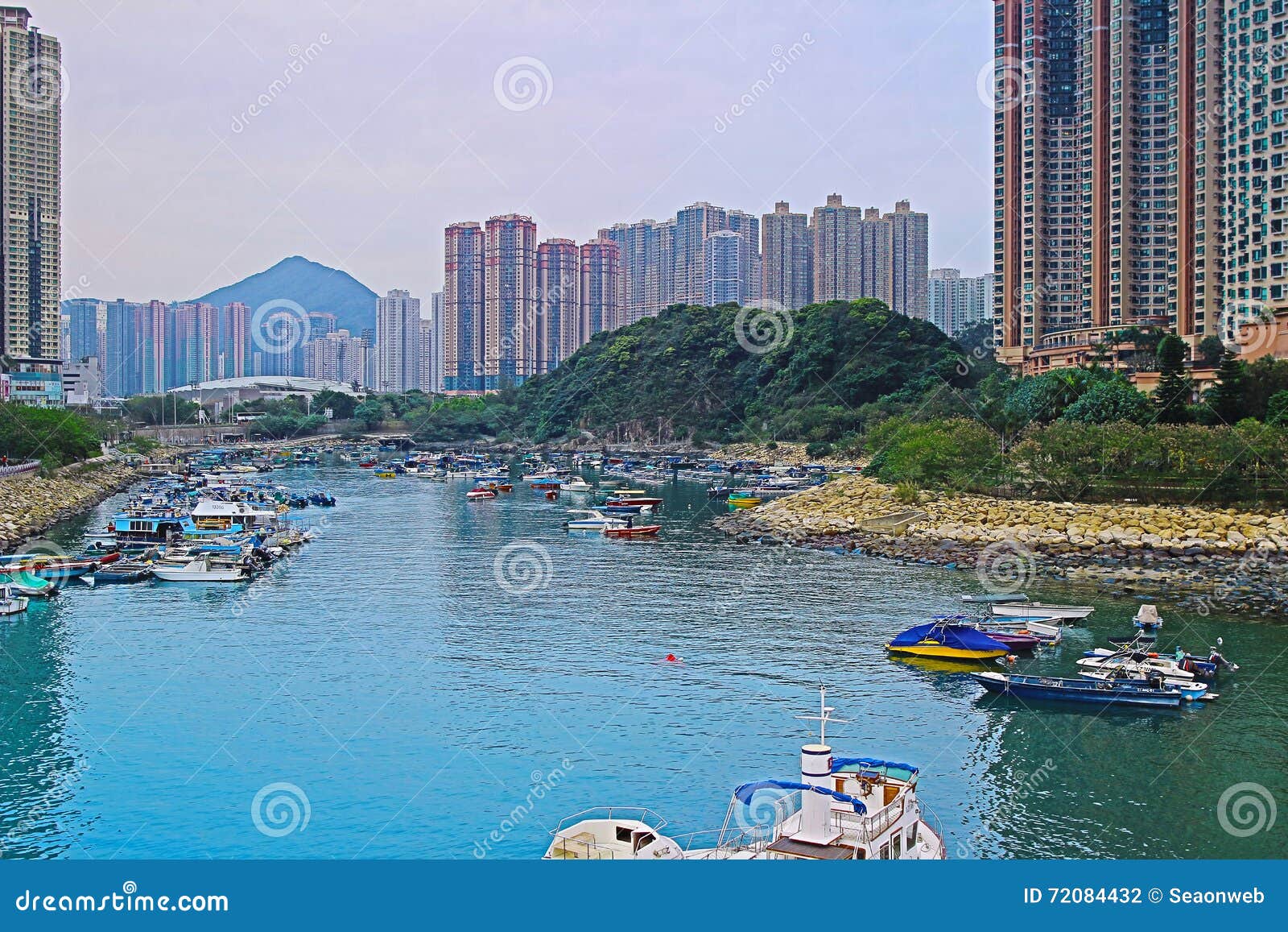 Junk Bay, hong kong 2016 editorial photography. Image of keng - 72084432