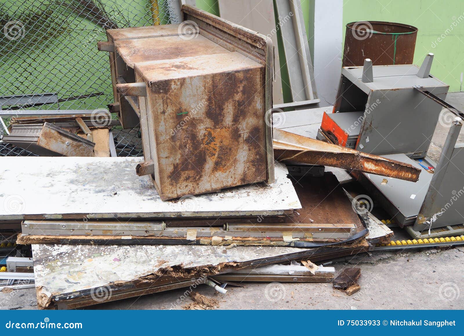 Junk equipment office pile stock image. Image of wastrel - 75033933