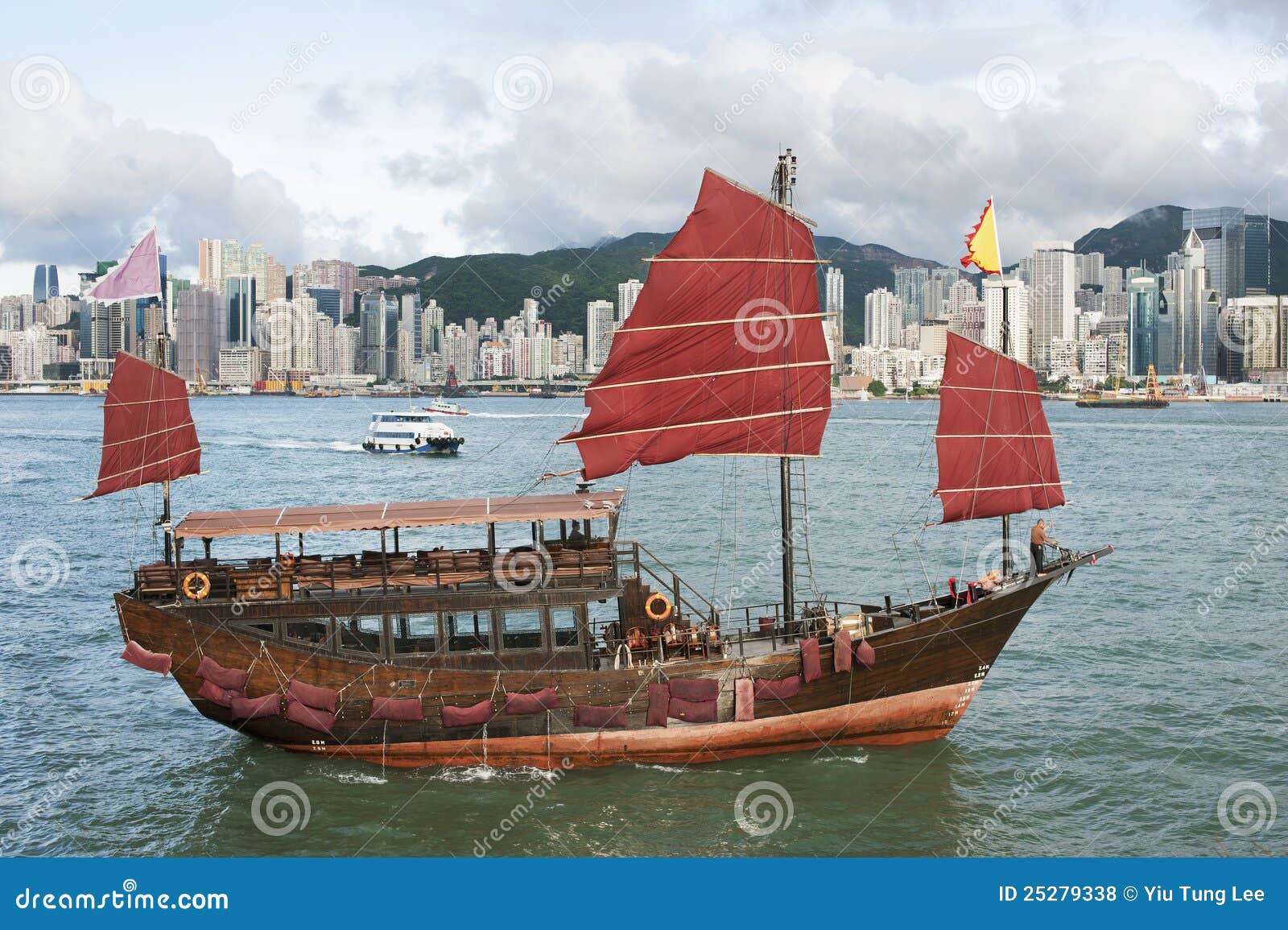 Junk Ship stock photo. Image of kong, district, sailing - 25279338
