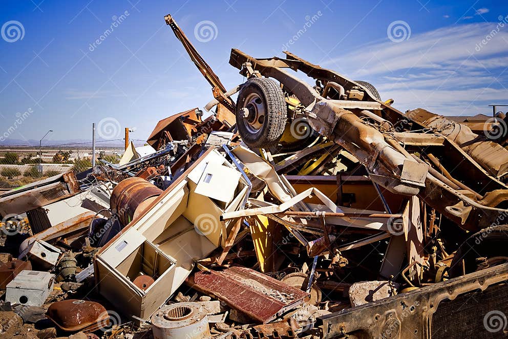 Junk Yard Pile stock image. Image of garbage, industry - 16994183