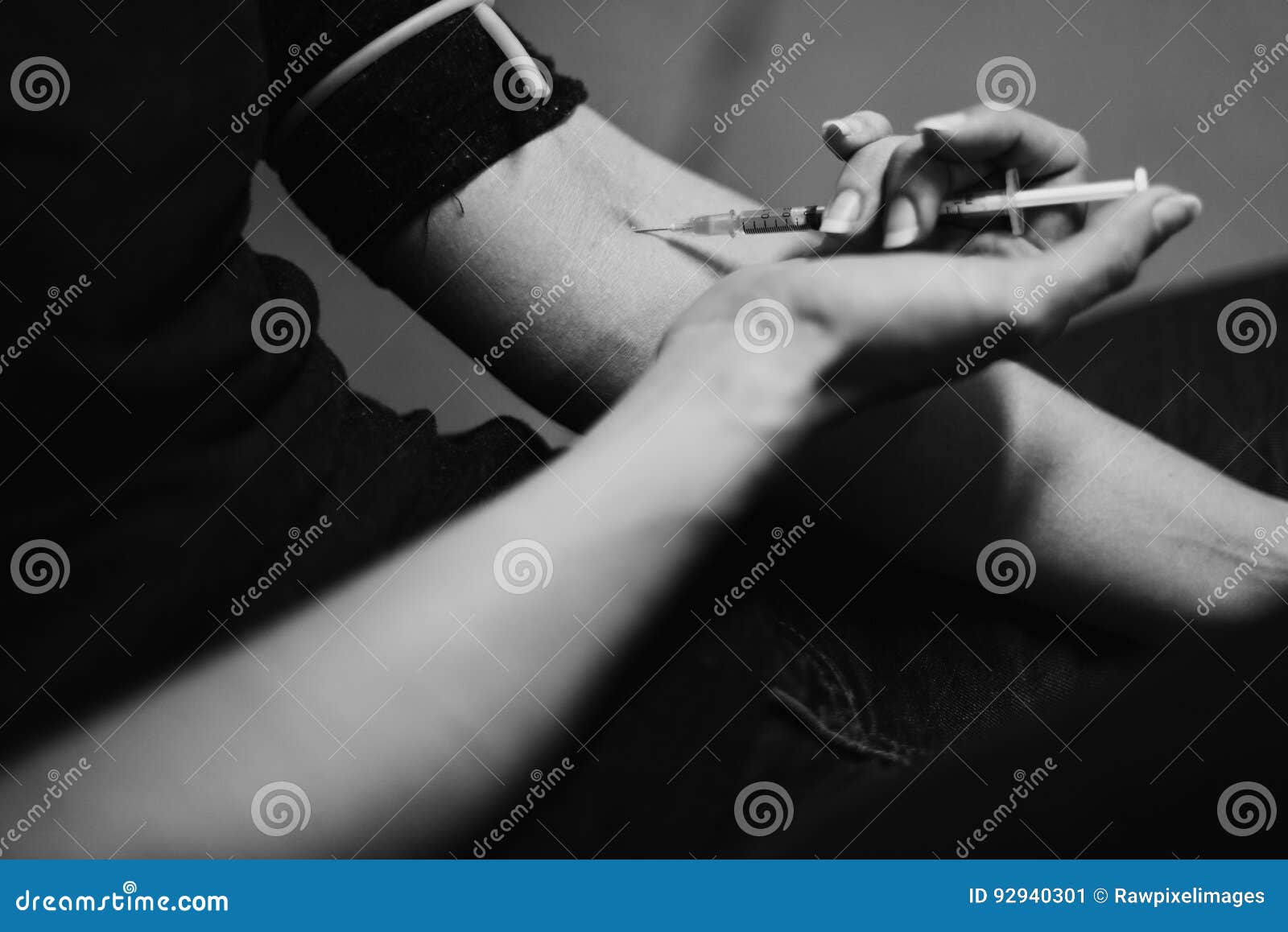 Junkie People Using Syringe Injecting Narcotic Illegal Drugs Stock ...