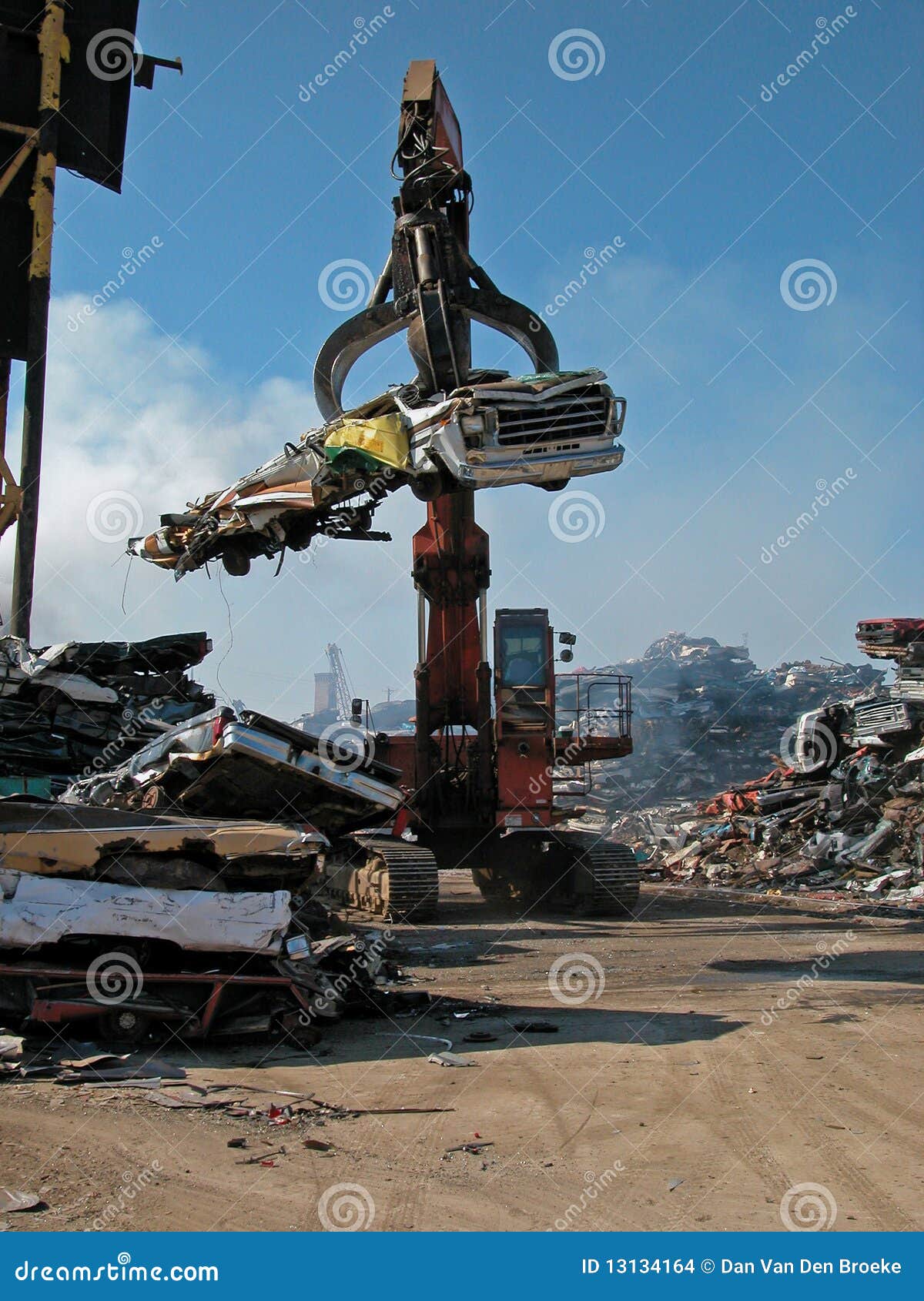 Junkyard claw stock photo. Image of broken, heap, detail - 13134164