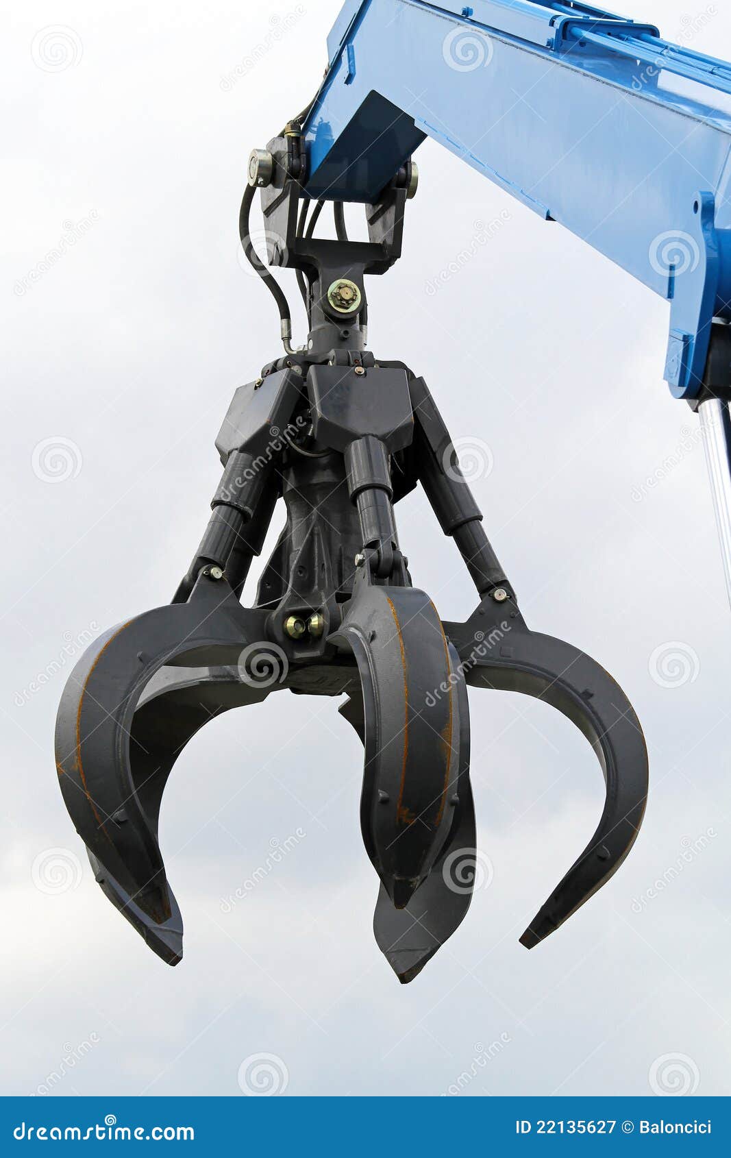 Junkyard claw stock image. Image of open, tool, industrial - 22135627