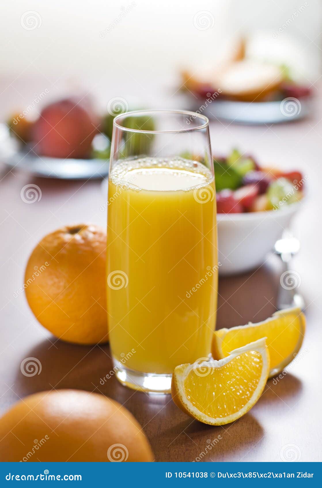 Jus photo stock. Image du vivacité, juteux, dieting, sain - 10541038